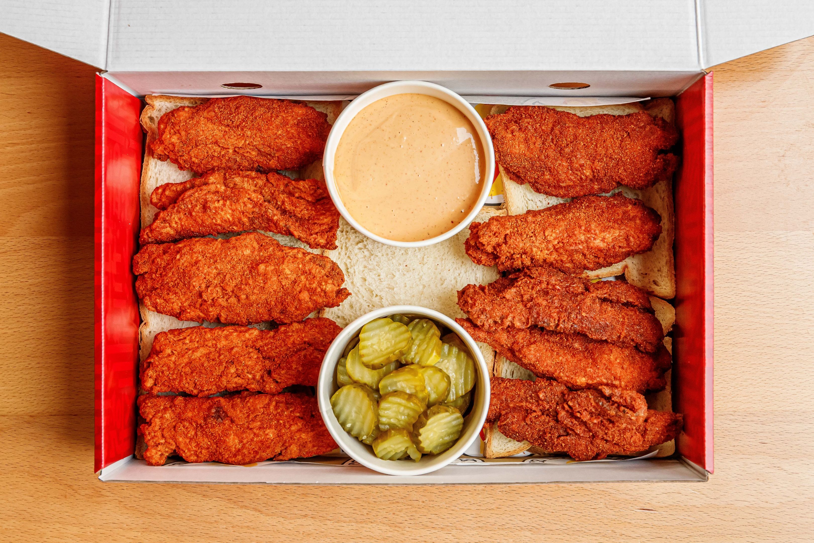 Dave's Hot Chicken Doha Menu | Nashville-Style Spicy Tenders - Snoonu